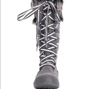 Muk Luks | Shoes | Muk Luks Gwen Faux Fur Lined Snow Boot | Poshmark